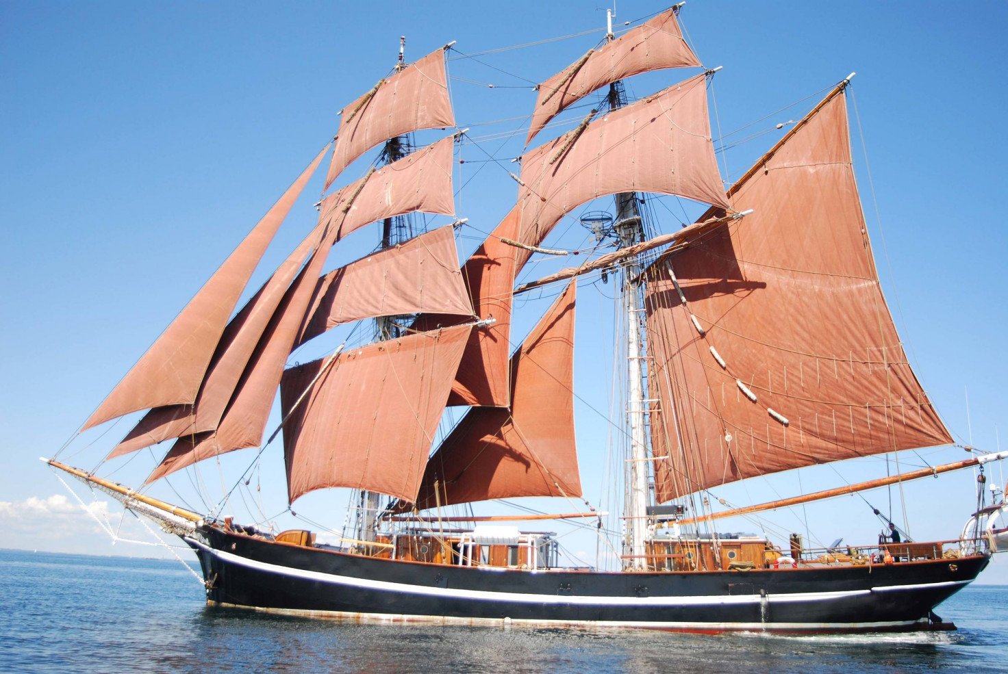 Discover what Tall Ships are and enjoy them